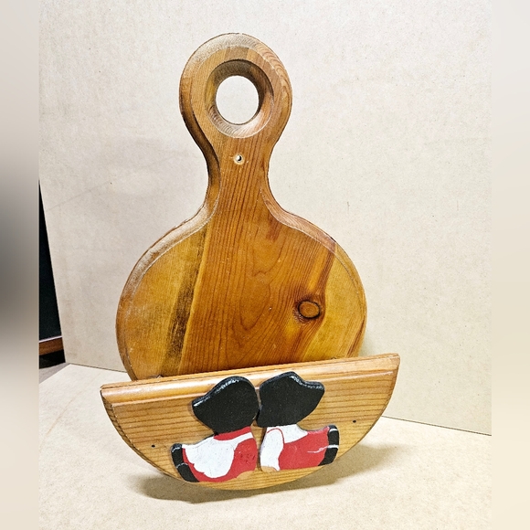 Vintage | Kitchen | Vintage 98s Wooden Paper Plate Holder With Country ...
